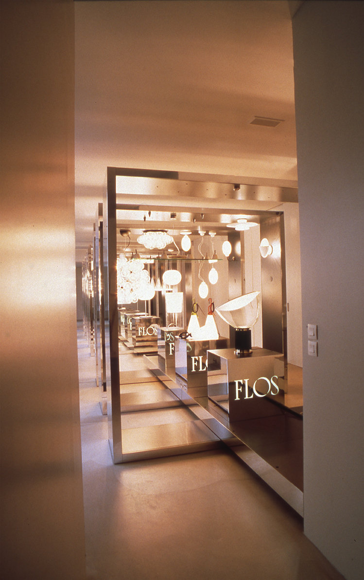 FLOS | SHOWROOM PARIS 1998 | STUDIO LAVIANI | DESIGN | EXHIBITION | INTERIOR | PRODUCT | MILANO